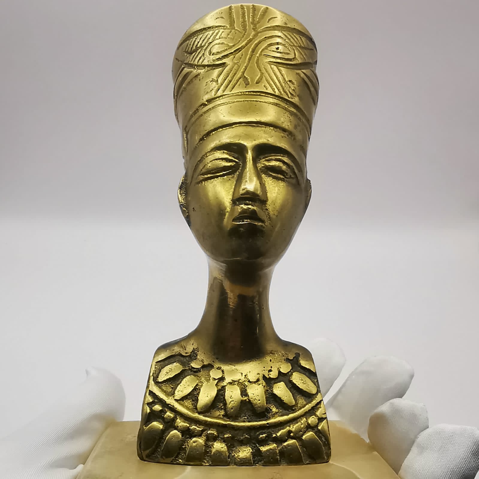 Egypt 70s Vintage Statue Nifertiti Bronze and Marble Paper Press 687g