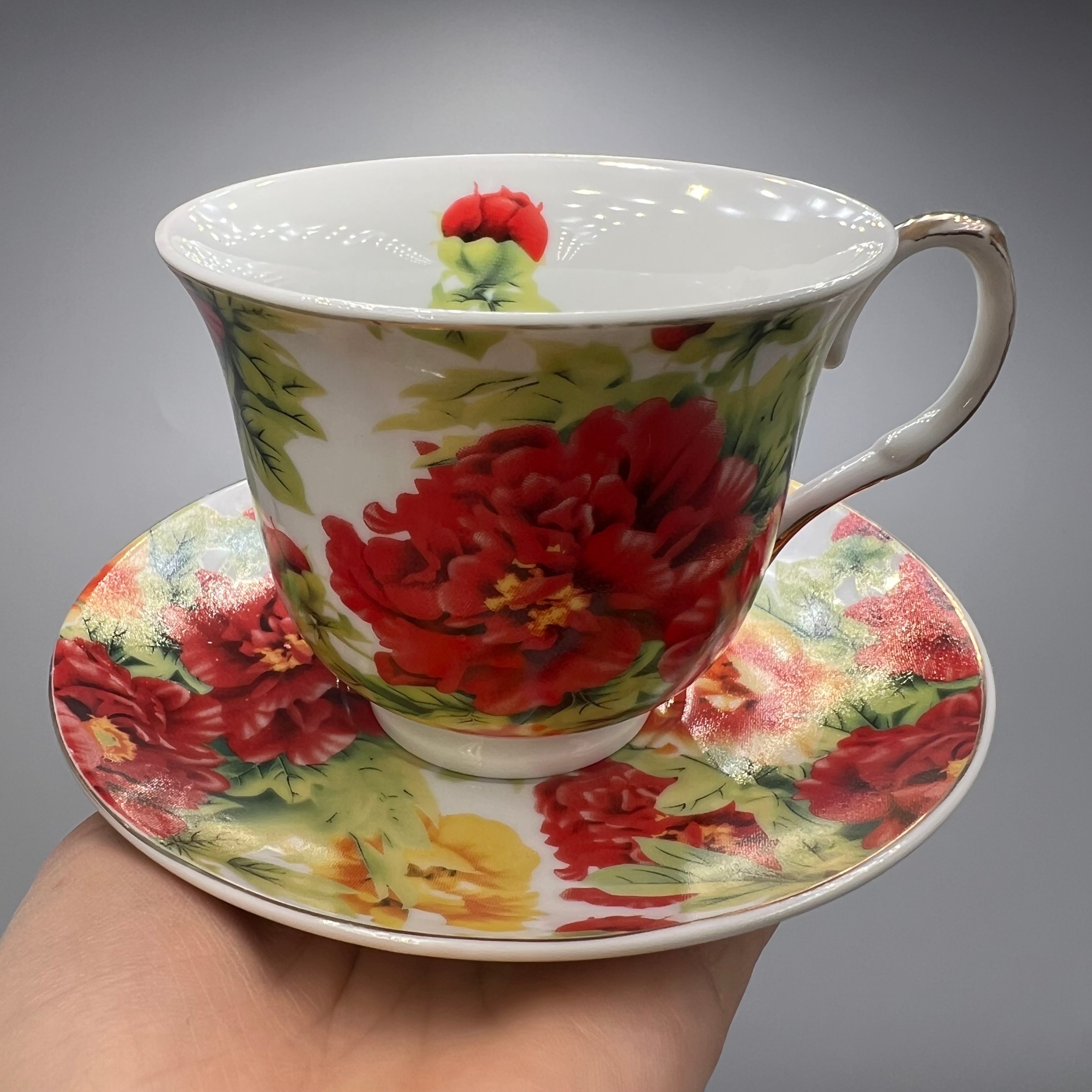 Vintage Set Cup Saucer Tea Hot Porcelain Stamp Beautiful Rose Collectibles